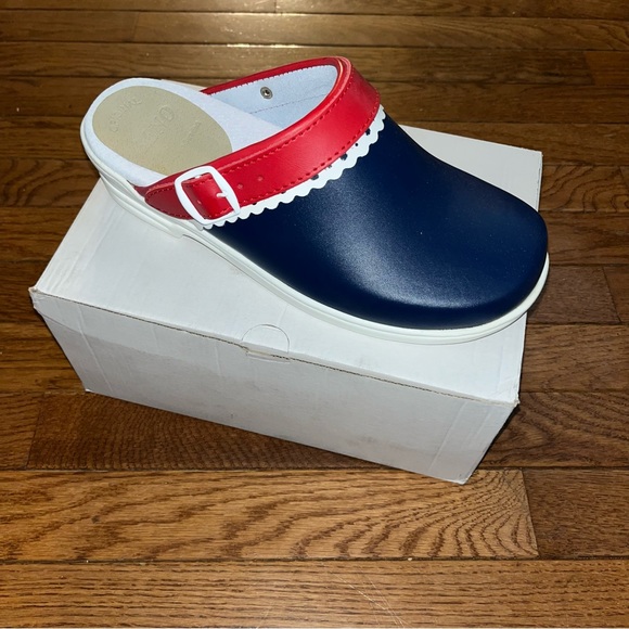 Cape Clogs | Shoes | Cape Clogs Blue Red Amelia Usa Leather Clogs ...